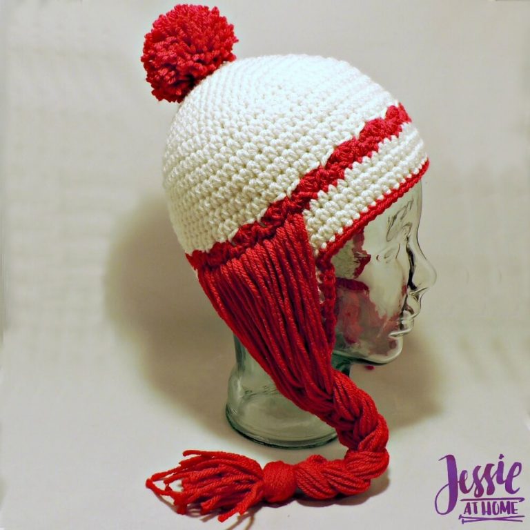 Miss Clause Hat - a fun free crochet pattern for the gift giving gal