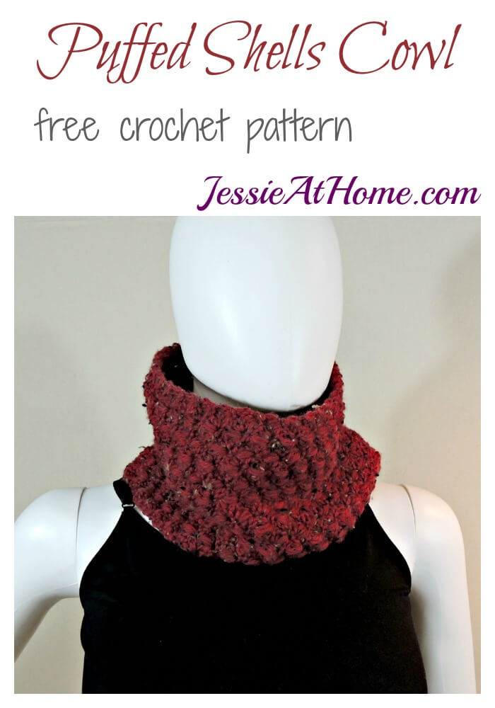 Puffed Shells Cowl - a textured free crochet pattern - Jessie At Home