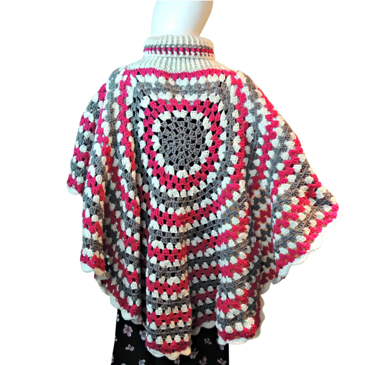 Round Poncho Crochet Pattern: The Perfect Way for a Fashionista To Stay ...