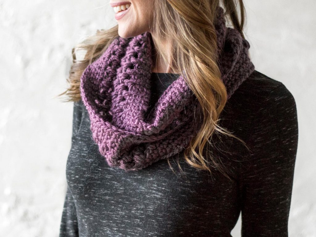Crocheted Cowls to keep you warm - Jessie At Home