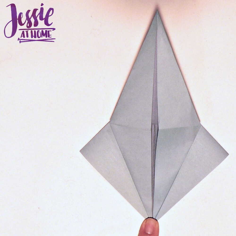 Origami Learn the origami bird base pattern | Jessie At Home