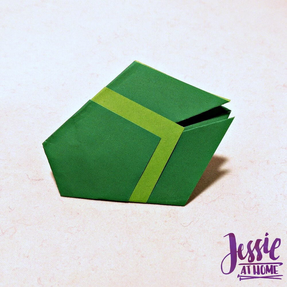 Folding an Origami Cicada the easy way! | Jessie At Home