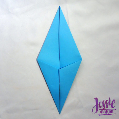 Origami Diamond Base - written and pictorial tutorial | Jessie At Home