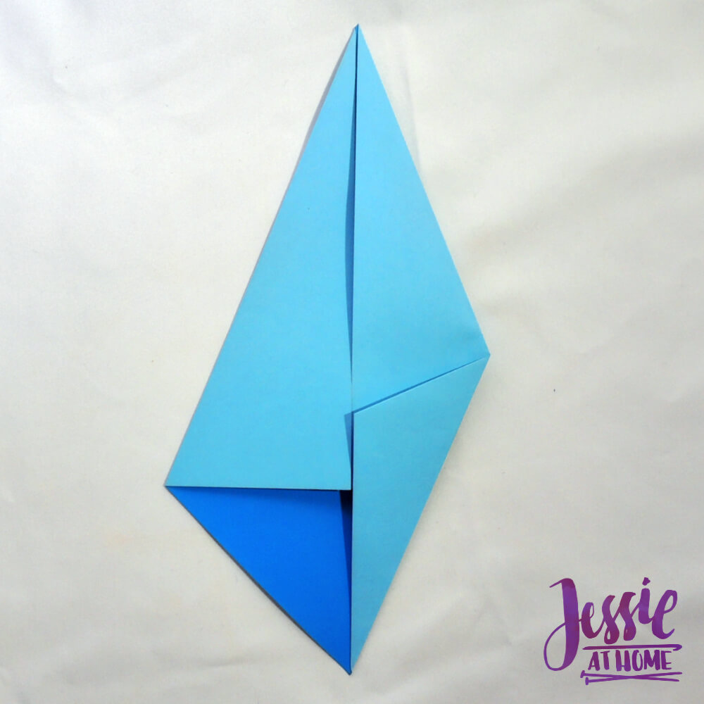 Origami Diamond Base - written and pictorial tutorial | Jessie At Home