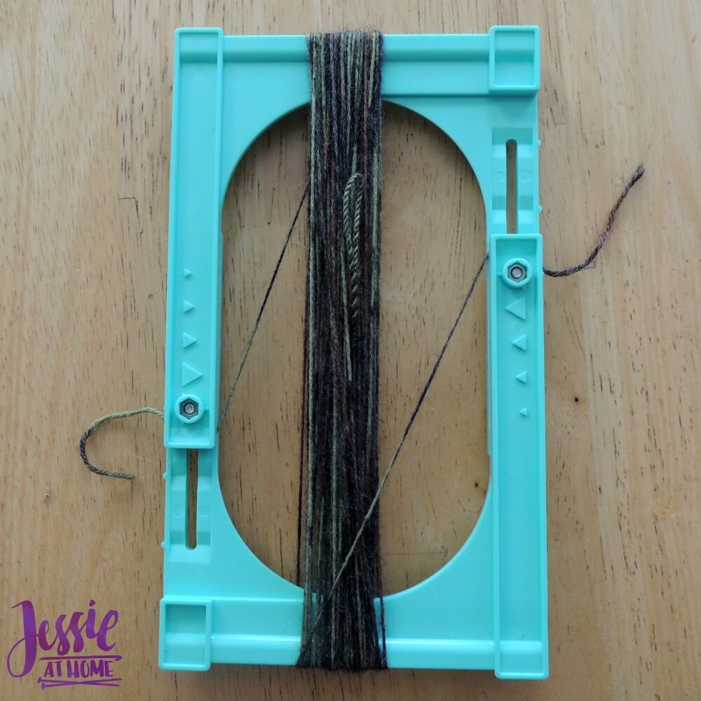 Tassel Maker and Thread Twister from Clover: tutorial, review and ...