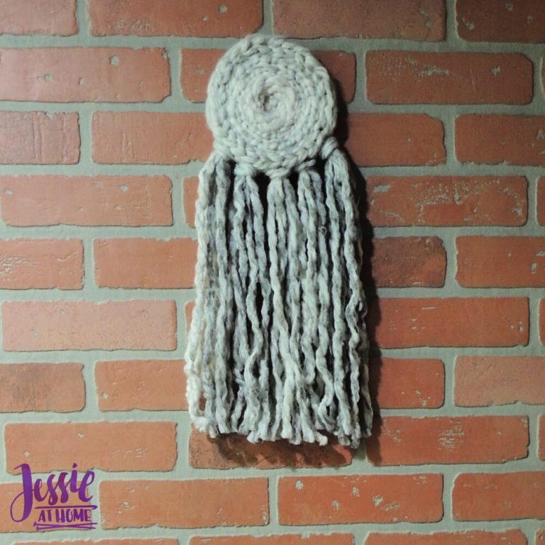 Bucilla Round Weaving Loom - so much fun and makes a great gift ...