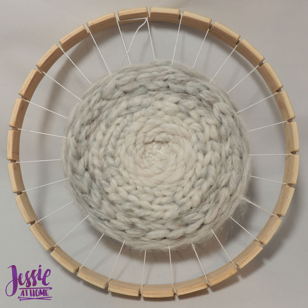 Bucilla Round Weaving Loom - so much fun and makes a great gift ...