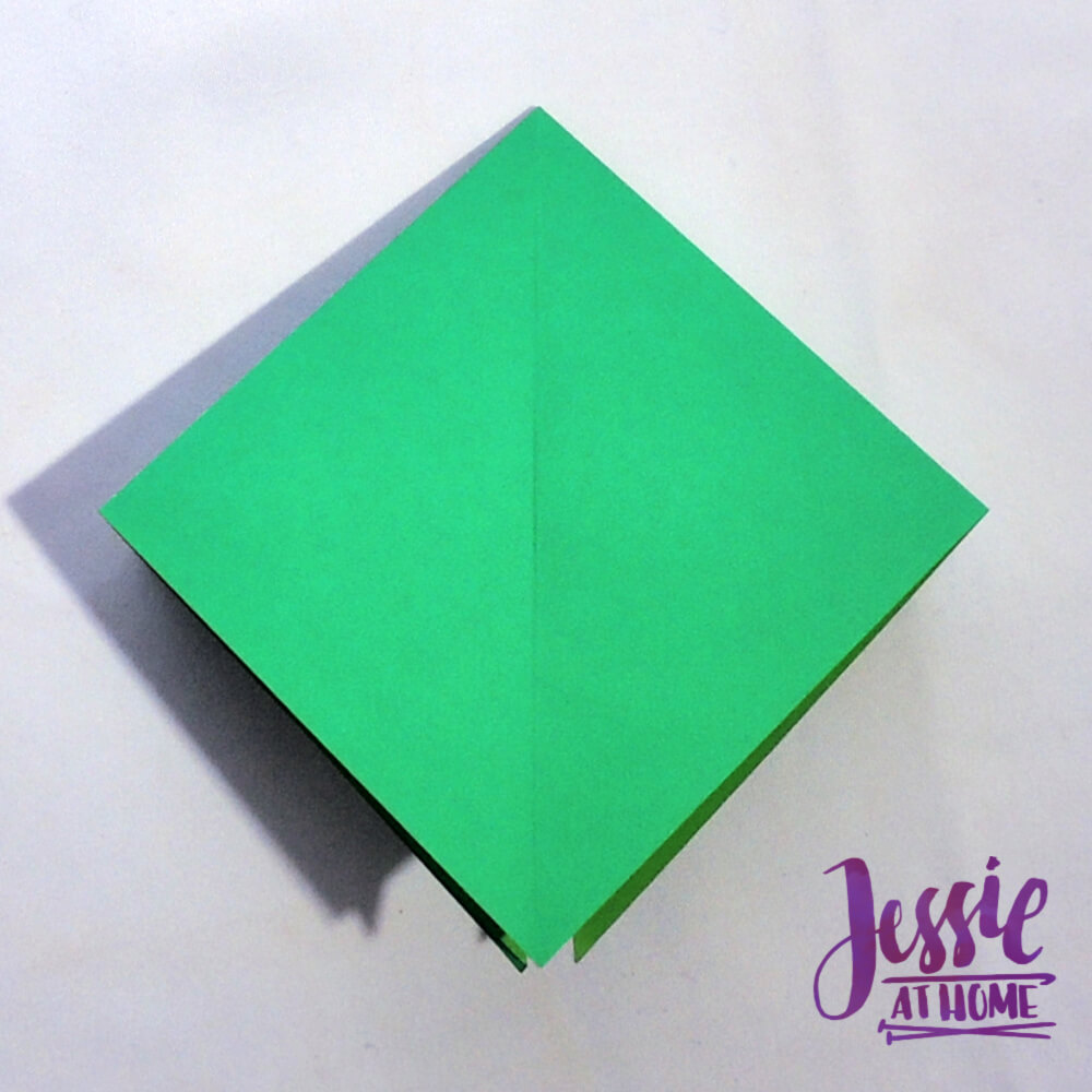 Origami Frog Base - written and pictorial tutorial | Jessie At Home