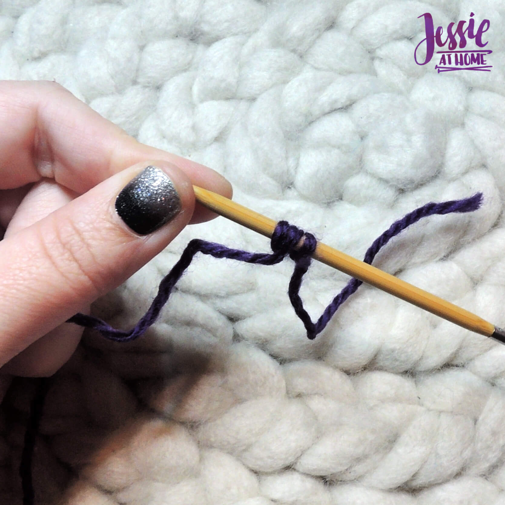 Single Cast On Stitchopedia Video & Photo Tutorial- Jessie At Home