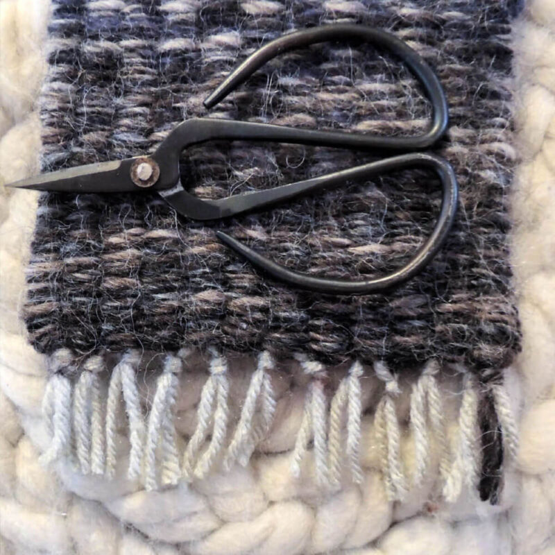 Stick Weaving Tutorial - a fun and useful medieval craft