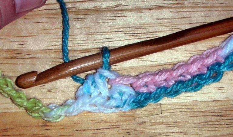 Extended Ripple: A Feather and Fan Crochet Stitch Free Pattern