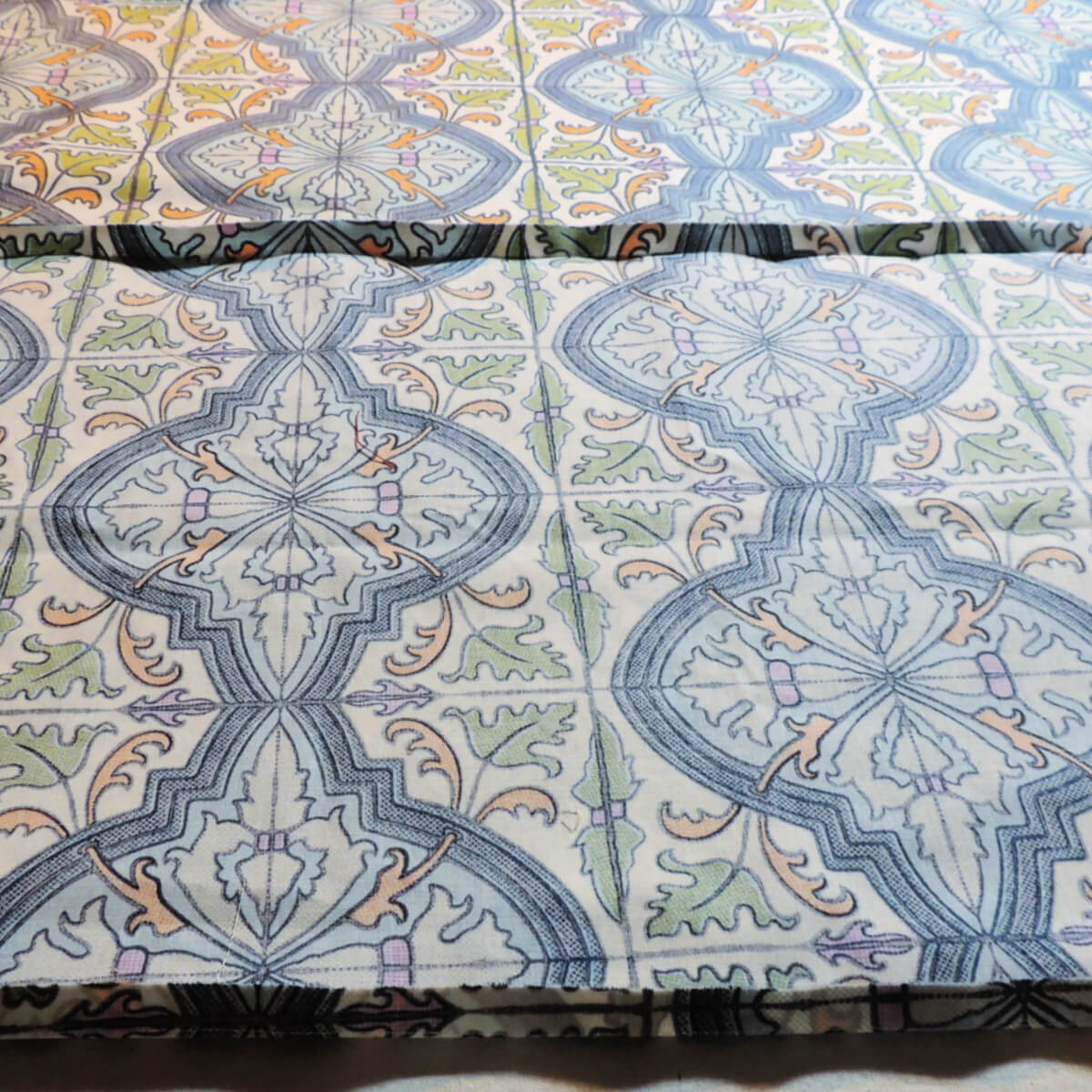 Outdoor Table Cover Sewing Pattern: You'll Love the Nifty Features